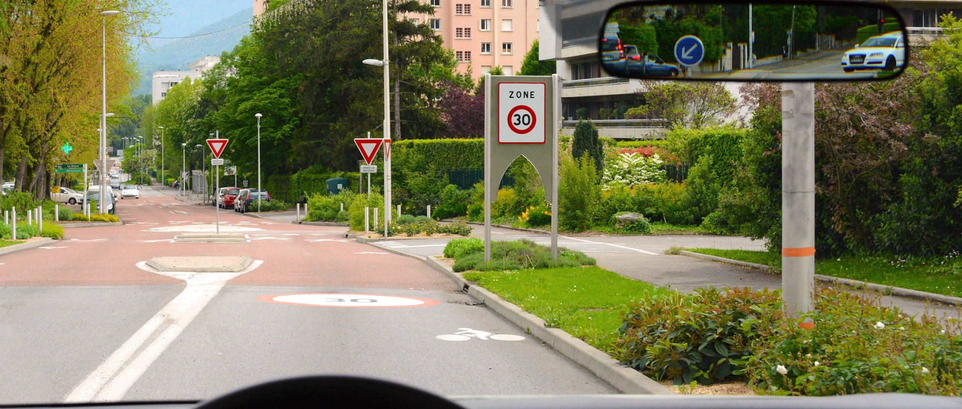 Zone 30 : règles et limitations en zone 30