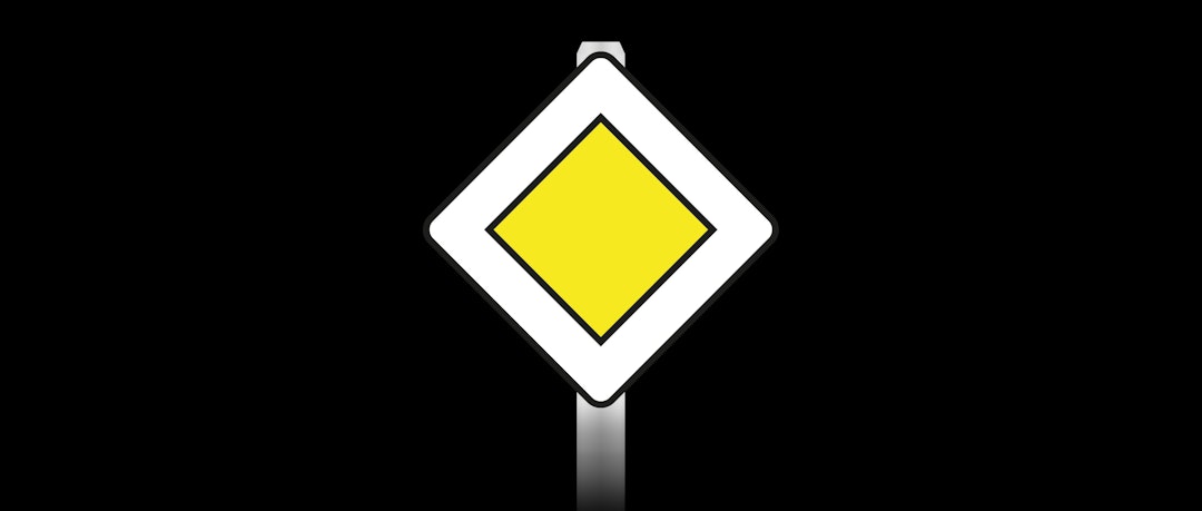 Panneau de priorité et règles - code de la route