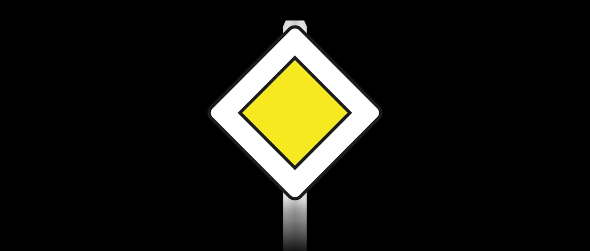 Panneau de priorité et règles - code de la route