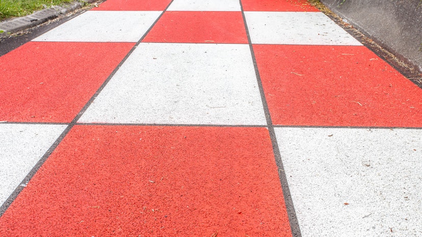 Différents types de voies de circulation sur la route
